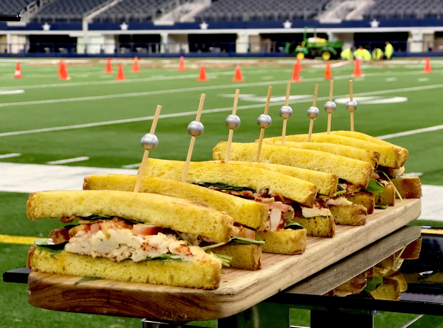 AT&T Stadium food and beverage options: The best food at Dallas Cowboys ...