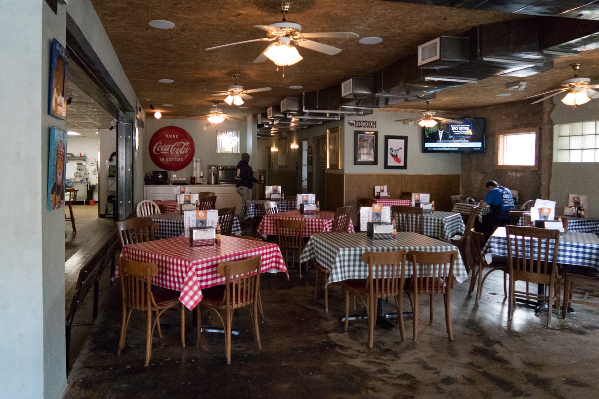 Gus's World Famous Fried Chicken opens today in Fort Worth ...