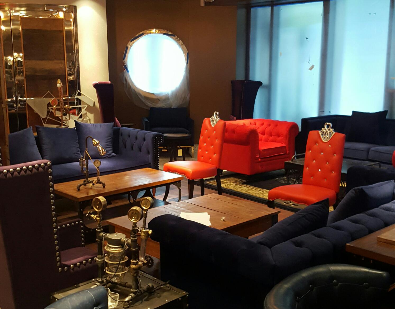 Dee Lincoln, Truth & Alabi team to intro new cocktail joint "The Tipsy ...